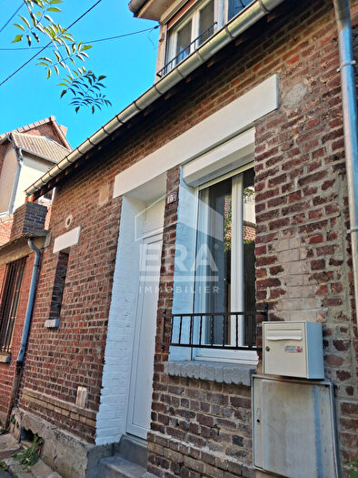 Chauny, Centre-ville, Chaussée, Brouage, Beauséjour : Maison 4 pièces à vendre
