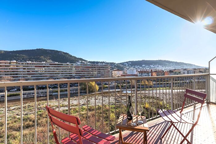 Appartement à vendre - Nice, Pasteur - 3 pièces - 2 chambres