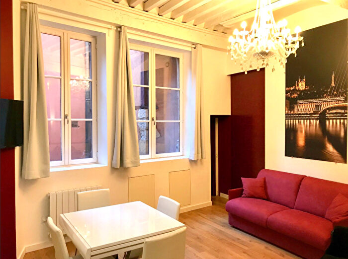 Lyon 5ème, Quartiers anciens : Appartement 2 pièces à louer