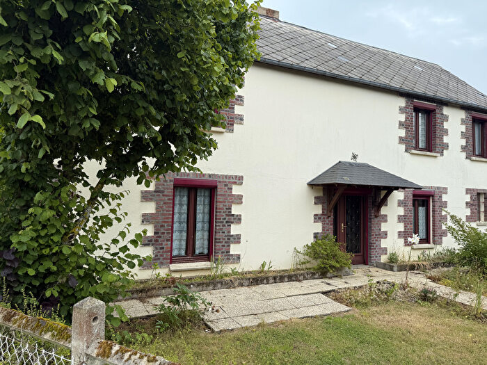 Maison à vendre - Saint-Martin-du-Mesnil-Oury - 5 pièces - 4 chambres