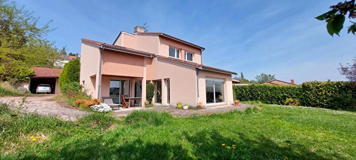 Maison à vendre - Châtel-Guyon - 7 pièces - 5 chambres