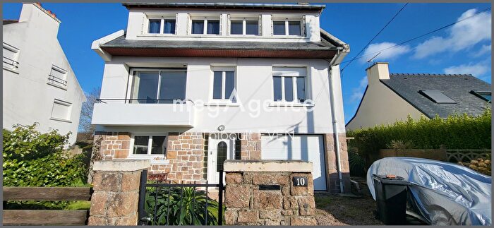 Maison à vendre - Tréguier - 6 pièces - 5 chambres