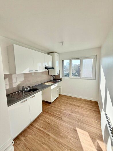 Appartement à louer - Zola, Villejuif - 4 pièces - 3 chambres