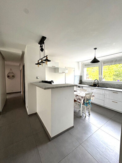 Appartement 4 pièces à vendre - Pierre-Bénite