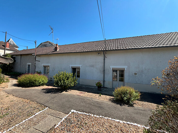 Maison 2 pièces à Dangé-Saint-Romain, à vendre