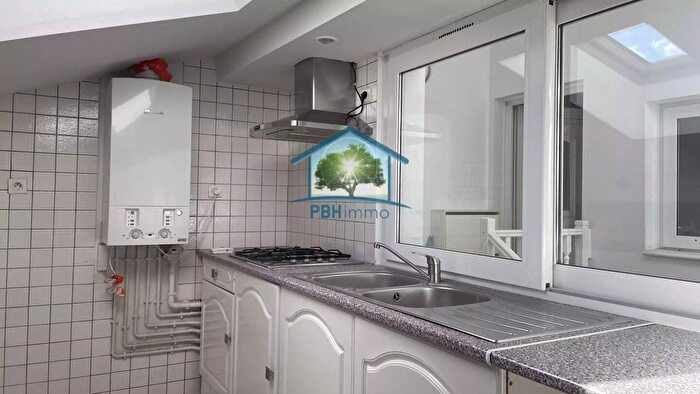 Appartement à louer - La Roche-Les Flaches, Rive-de-Gier - 3 pièces - 2 chambres