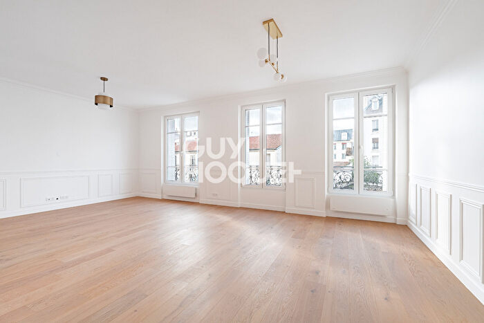 Asnières-sur-Seine, Gresillons, Voltaire - Appartement 4 pièces à vendre