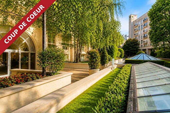 Paris 16ème, Passy, Maison de la Radio, Muette-Sud : Appartement 4 pièces à vendre