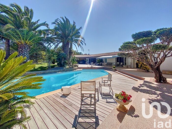 Maison à vendre - Saint-Martin-de-Ré - 7 pièces - 3 chambres