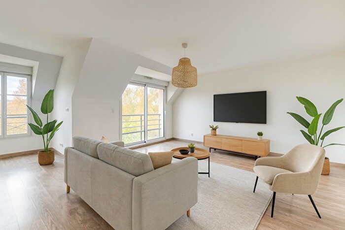 Appartement à vendre - Persan - 3 pièces - 2 chambres