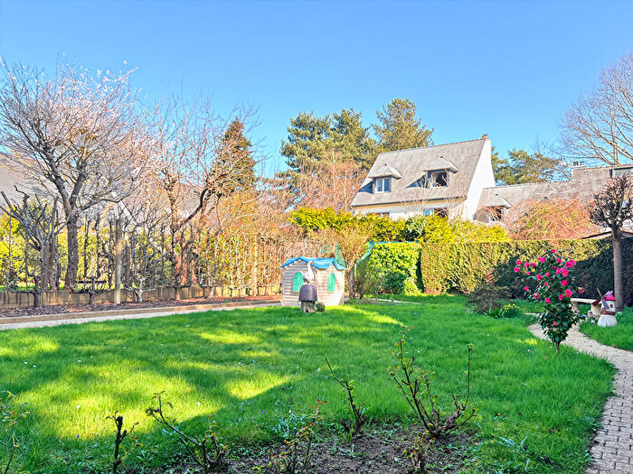 Maison à vendre - Quartiers Sud-Est, Francisco Ferrer - 6 pièces - 3 chambres