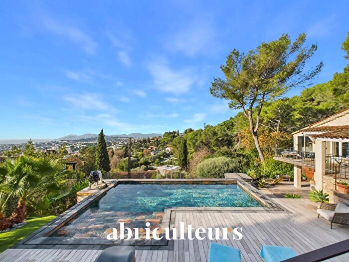 Maison à vendre - Le Cannet, Haut Cannet - 7 pièces - 6 chambres