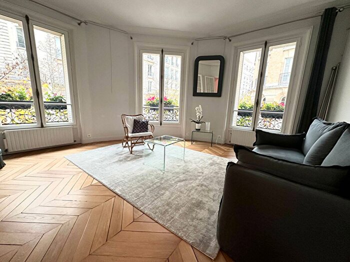 Appartement à louer - Auteuil Sud, Paris ème arrondissement - 4 pièces - 2 chambres