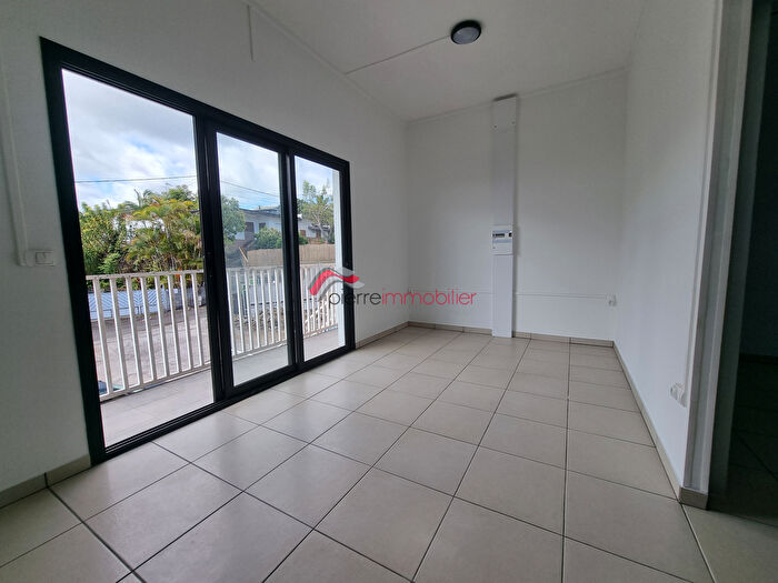 Appartement à louer - Le Tampon, La Chatoire - 1 pièce