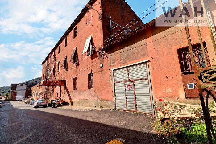 Appartement à vendre - Lodève - 7 pièces - 5 chambres