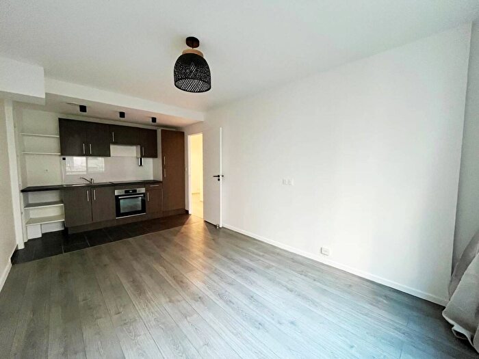 Appartement à louer - Muette Nord, Paris ème arrondissement - 2 pièces - 1 chambre