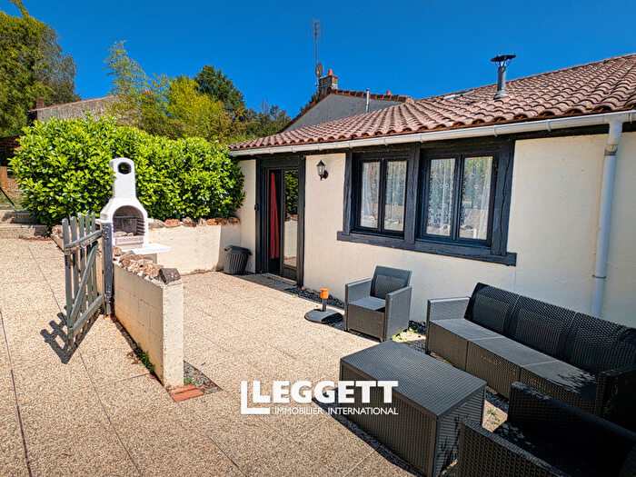 Maison 6 pièces à Bussière-Poitevine, à vendre