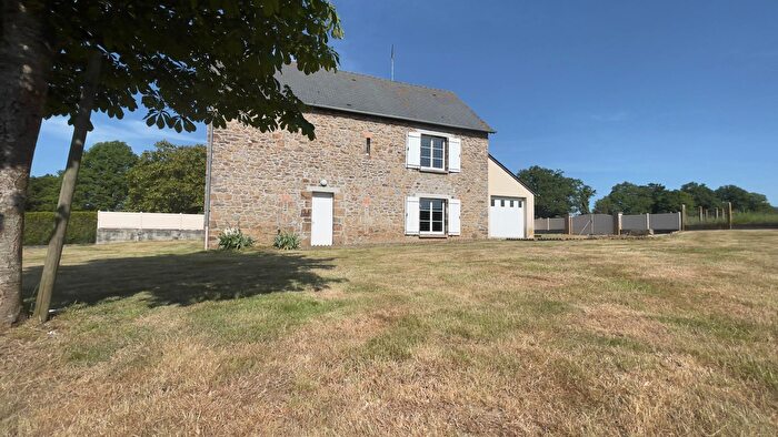 Maison à vendre - Saint-Fraimbault-de-Prières - 6 pièces - 4 chambres