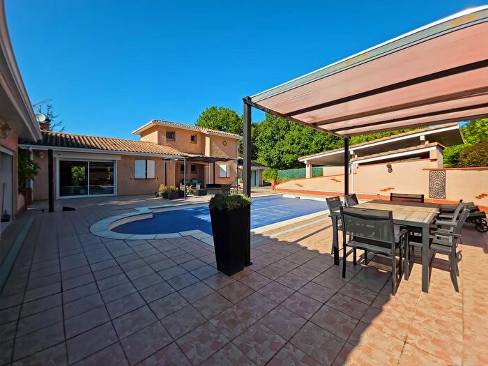 Maison à vendre - Saint-Marcel-Paulel - 6 pièces - 4 chambres