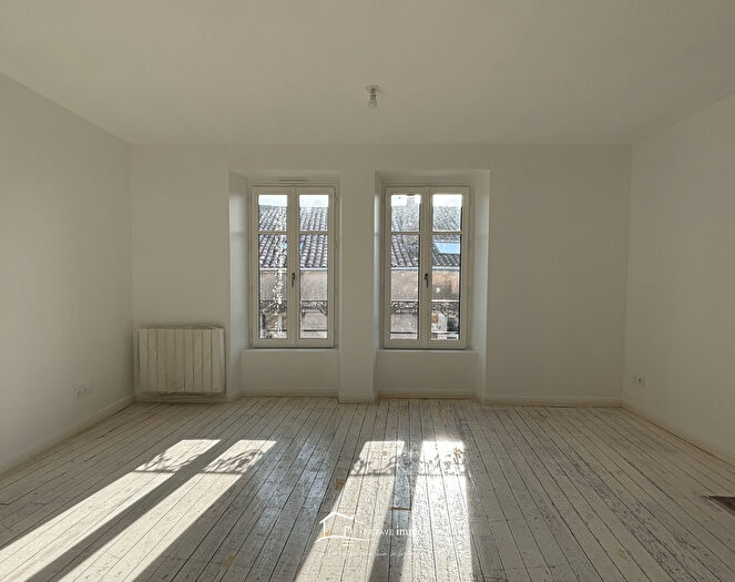 Lusignan : Appartement 2 pièces à louer