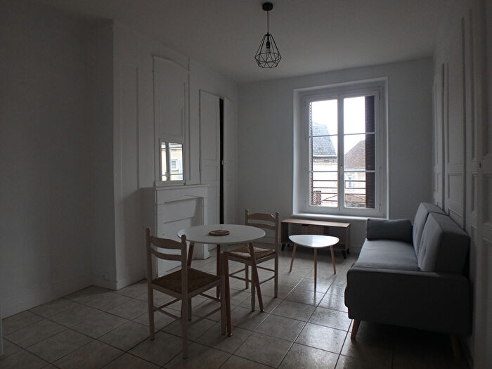 Appartement 2 pièces à louer à Malesherbes