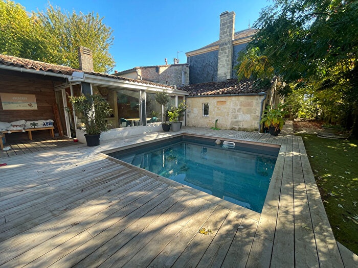 Maison 6 pièces à Margaux, à vendre