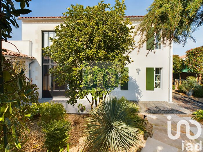 Maison à vendre - La Flotte - 5 pièces - 3 chambres