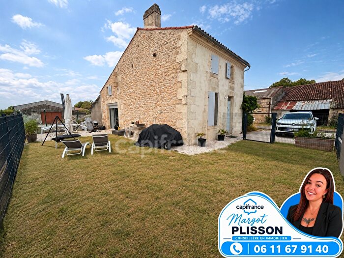 Saint-Porchaire : Maison 3 pièces à vendre