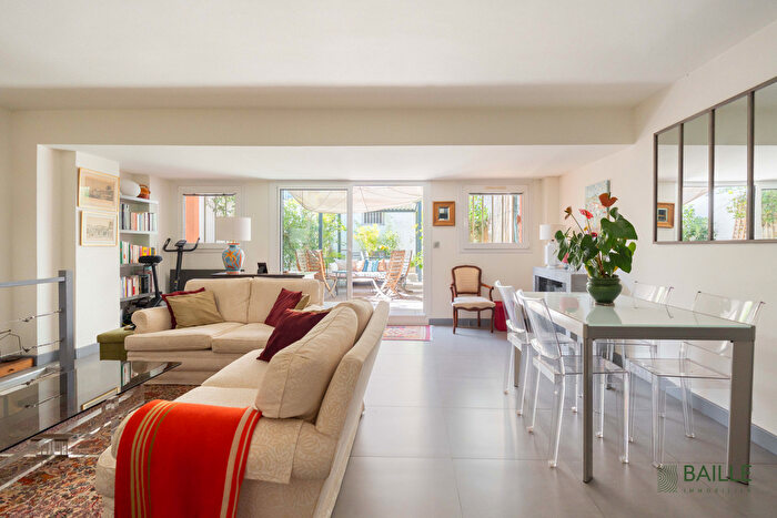 Appartement à vendre - Marseille er , Belsunce - 4 pièces - 3 chambres