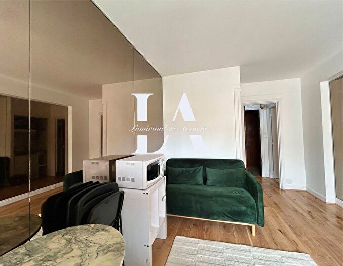 Ternes-Maillot, Paris 17ème arrondissement - Appartement 1 pièce à louer