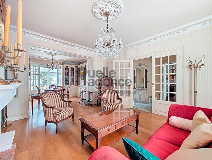 Maison à vendre - Guipavas, Centre-ville - 7 pièces - 5 chambres