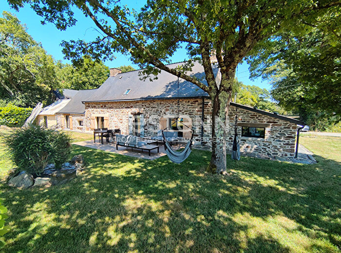 Pleucadeuc : Maison 6 pièces à vendre