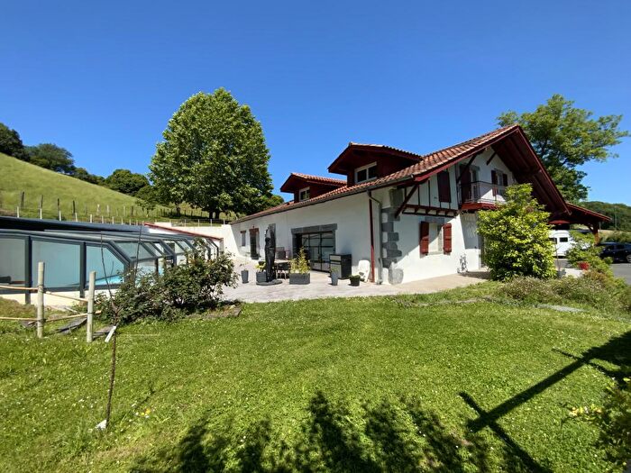 Isturits : Maison 12 pièces à vendre