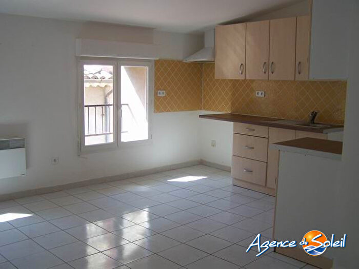 Appartement à louer - Sigean - 2 pièces - 1 chambre