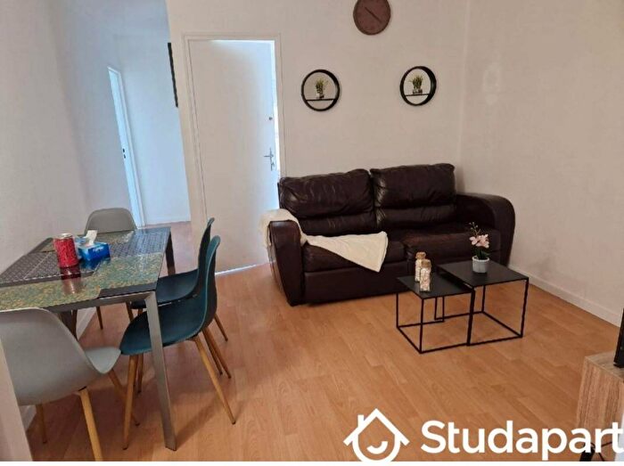 Appartement à louer - Plaine du Lys, Dammarie-les-Lys - 1 pièce - 1 chambre