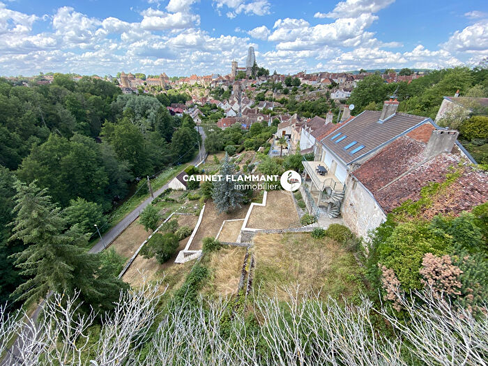 Maison 6 pièces à Semur-en-Auxois, à vendre