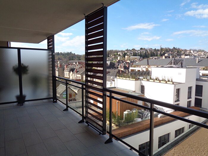 Appartement 2 pièces à louer à Brive-la-Gaillarde, Centre-ville, Pont Cardinal, Champanatier