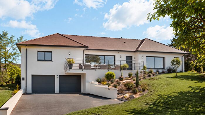 Maison 6 pièces à Saint-Jouvent, à vendre