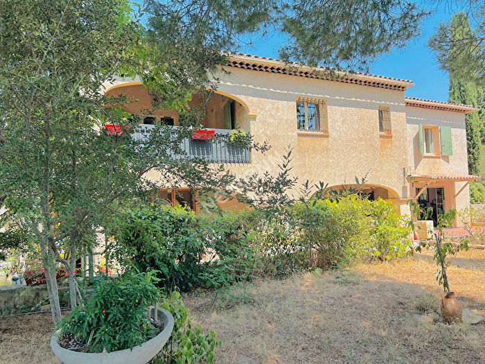 Maison à vendre - La Ciotat, Saint-Hermentaire, Les Séveriers, La Salle - 7 pièces - 5 chambres