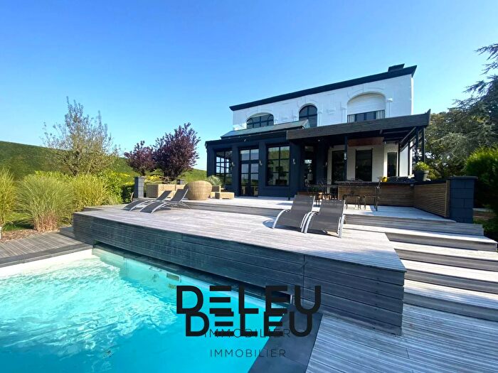 Maison à vendre - Quesnoy-sur-Deûle - 8 pièces - 5 chambres