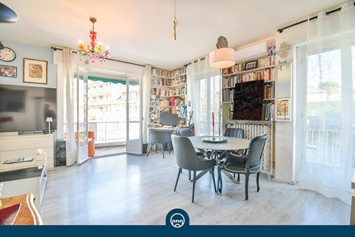 Appartement à vendre - Nice, Cimiez - 3 pièces - 2 chambres