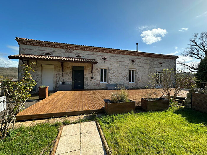 Maison à vendre - Colayrac-Saint-Cirq - 6 pièces - 5 chambres