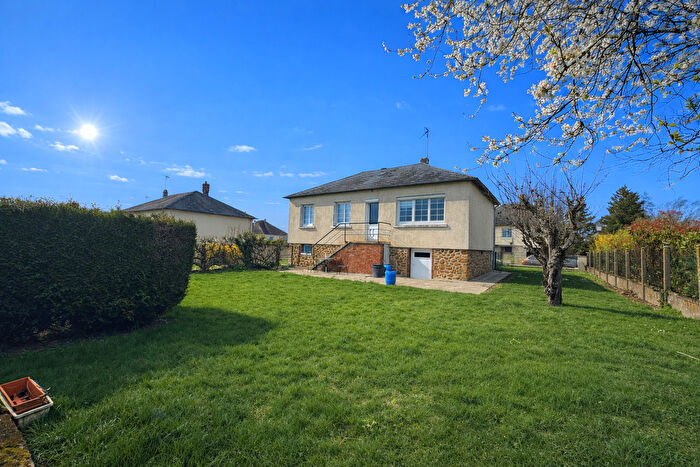 Maisons à vendre et appartements à louer - 3