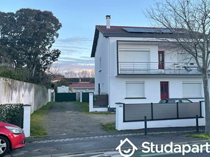 Saint-Martin-du-Touch, Toulouse : Appartement 1 pièce à louer