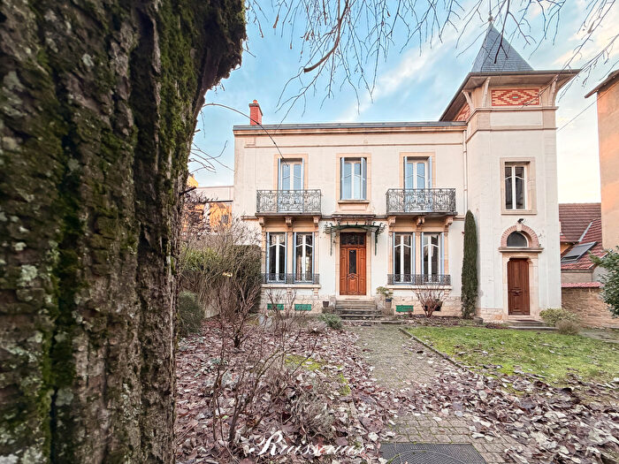 Maison à vendre - Dijon, Perrières - 10 pièces - 5 chambres