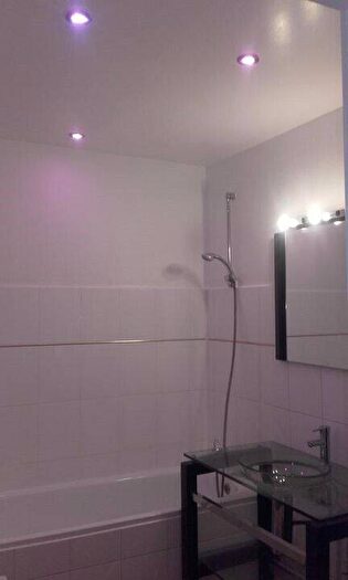 Neudorf Est Centre, Strasbourg - Appartement 2 pièces à louer