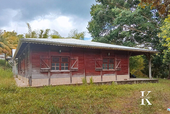 Maison à vendre - Saint-Pierre - 5 pièces - 4 chambres