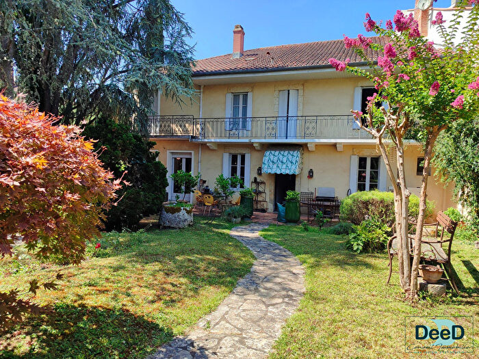 Maison à vendre - Condom - 9 pièces - 6 chambres