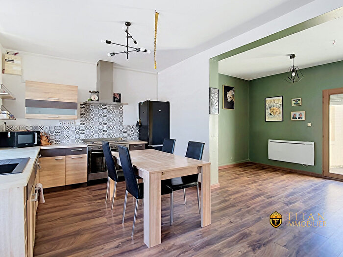 Hondschoote : Maison 5 pièces à vendre