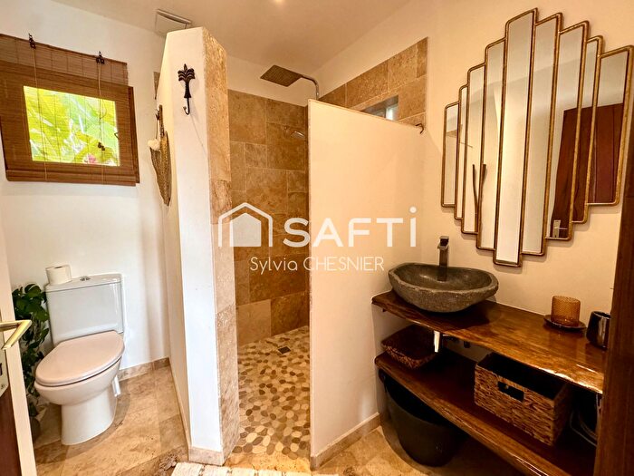 Appartement à vendre - Sainte-Anne - 3 pièces - 2 chambres